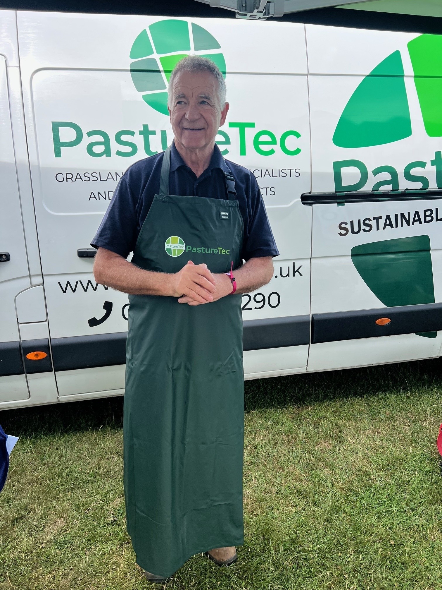 Pasturetec Waterproof Dairy Apron - Pasturetec